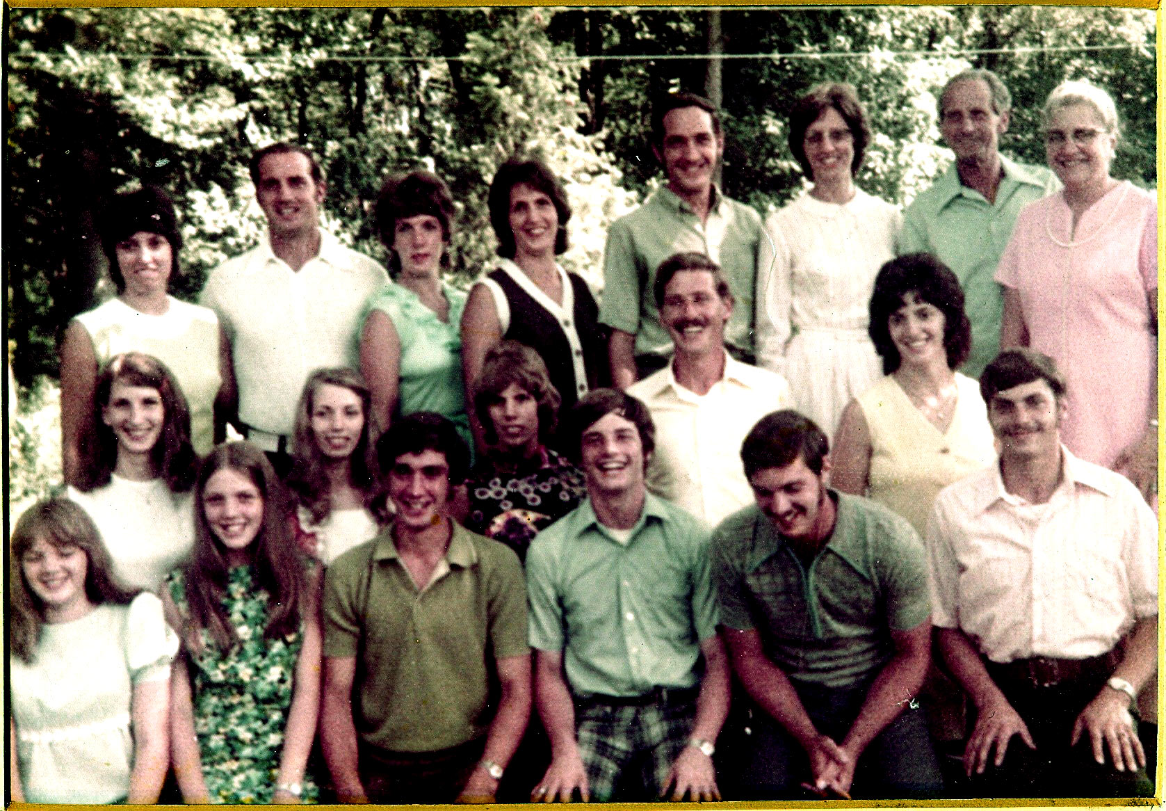 Tewes Poultry Farm Fresh Turkeys